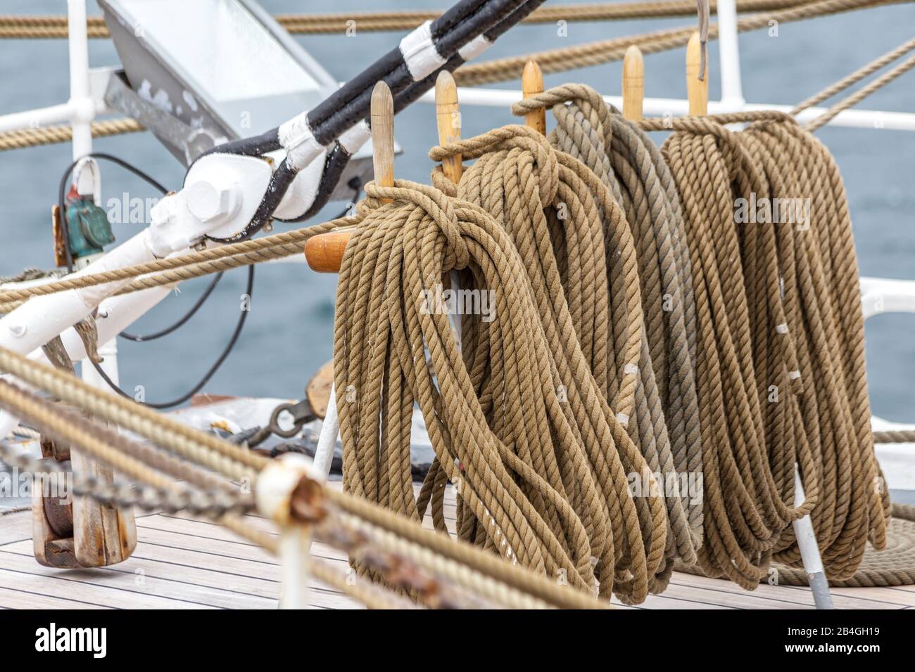 Details of marine equipment ropes and ties for sailboats Stock Photo ...
