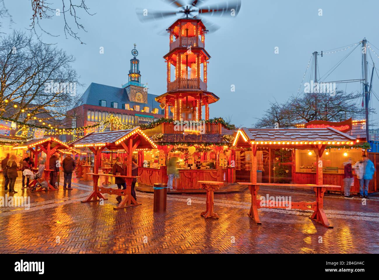 Emden christmas market hi-res stock photography and images - Alamy