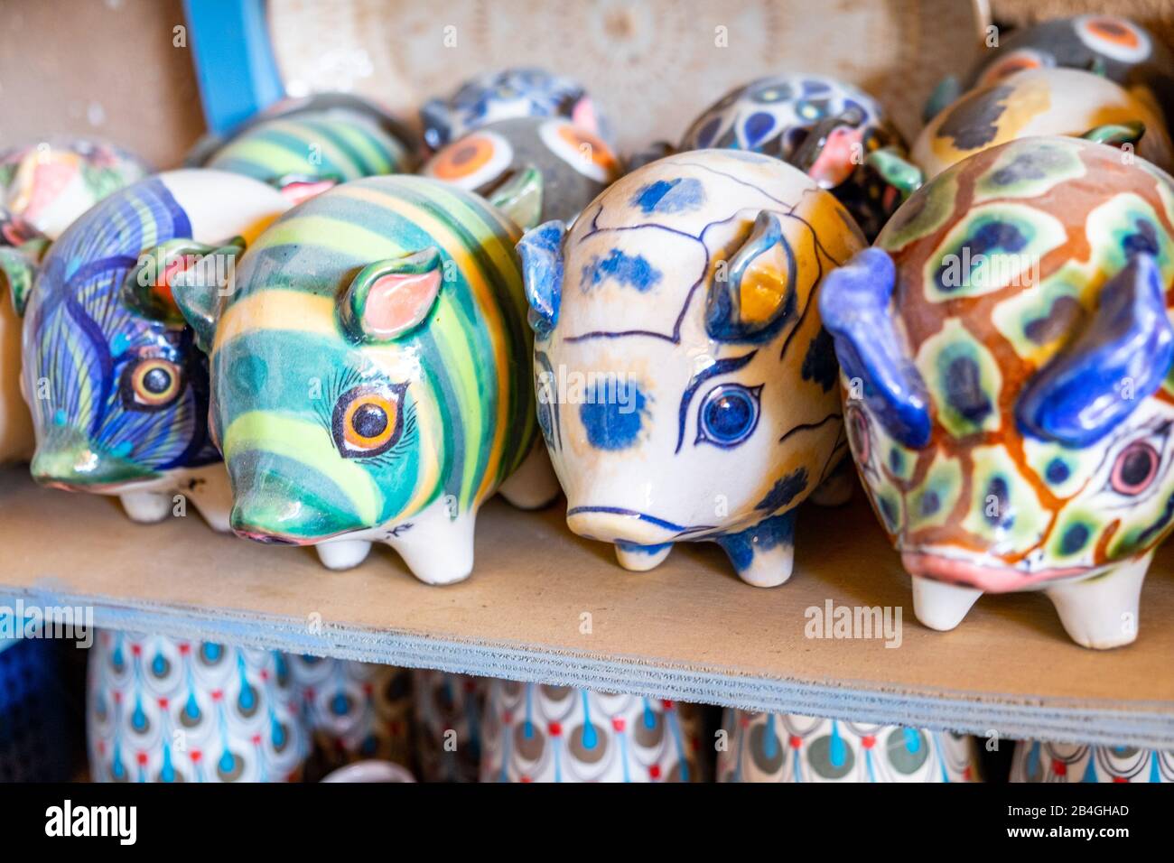 Mayan pottery bowl hi-res stock photography and images - Alamy