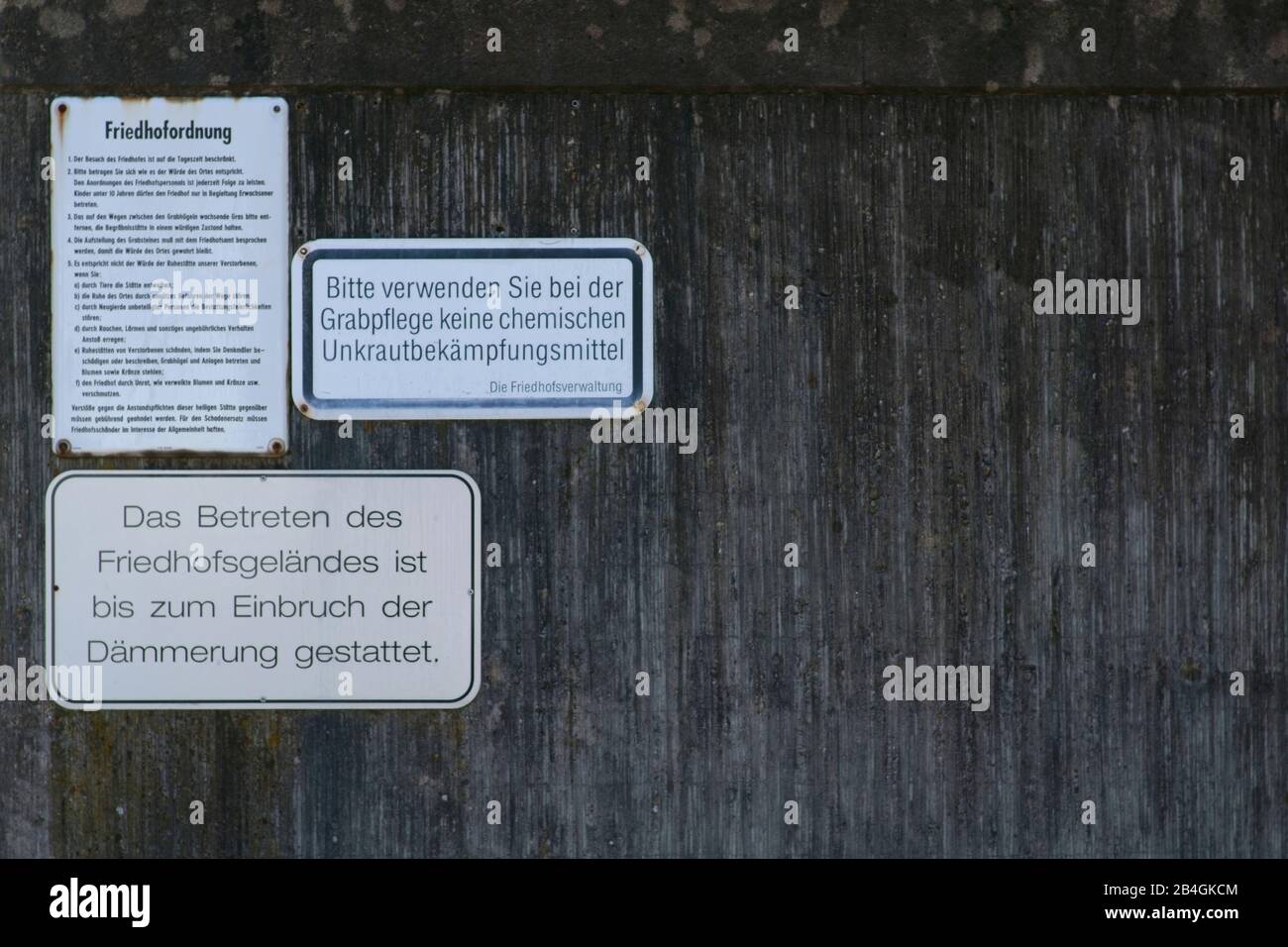 Warning signs on wall hi-res stock photography and images - Alamy