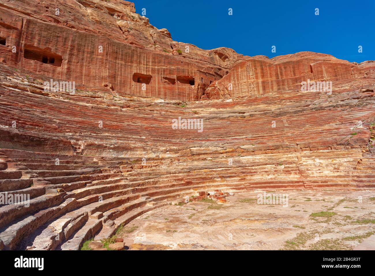 Jordan, amphitheater in the rock city Petra Stock Photo - Alamy