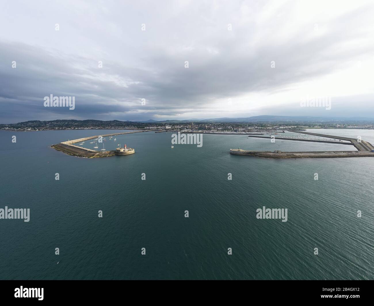 Howth village hi-res stock photography and images - Alamy