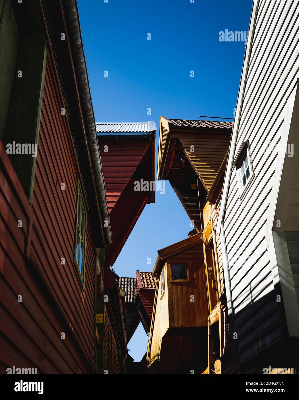 Quarter bryggen hi-res stock photography and images - Alamy
