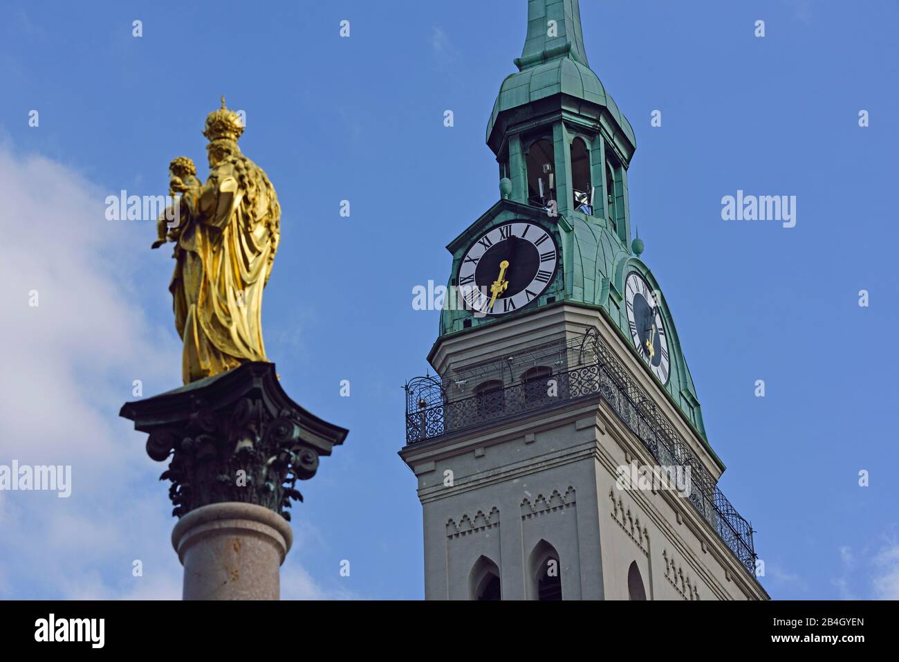 Europe, Germany, Bavaria, City of Munich, Marienplatz, Statue of Mary ...