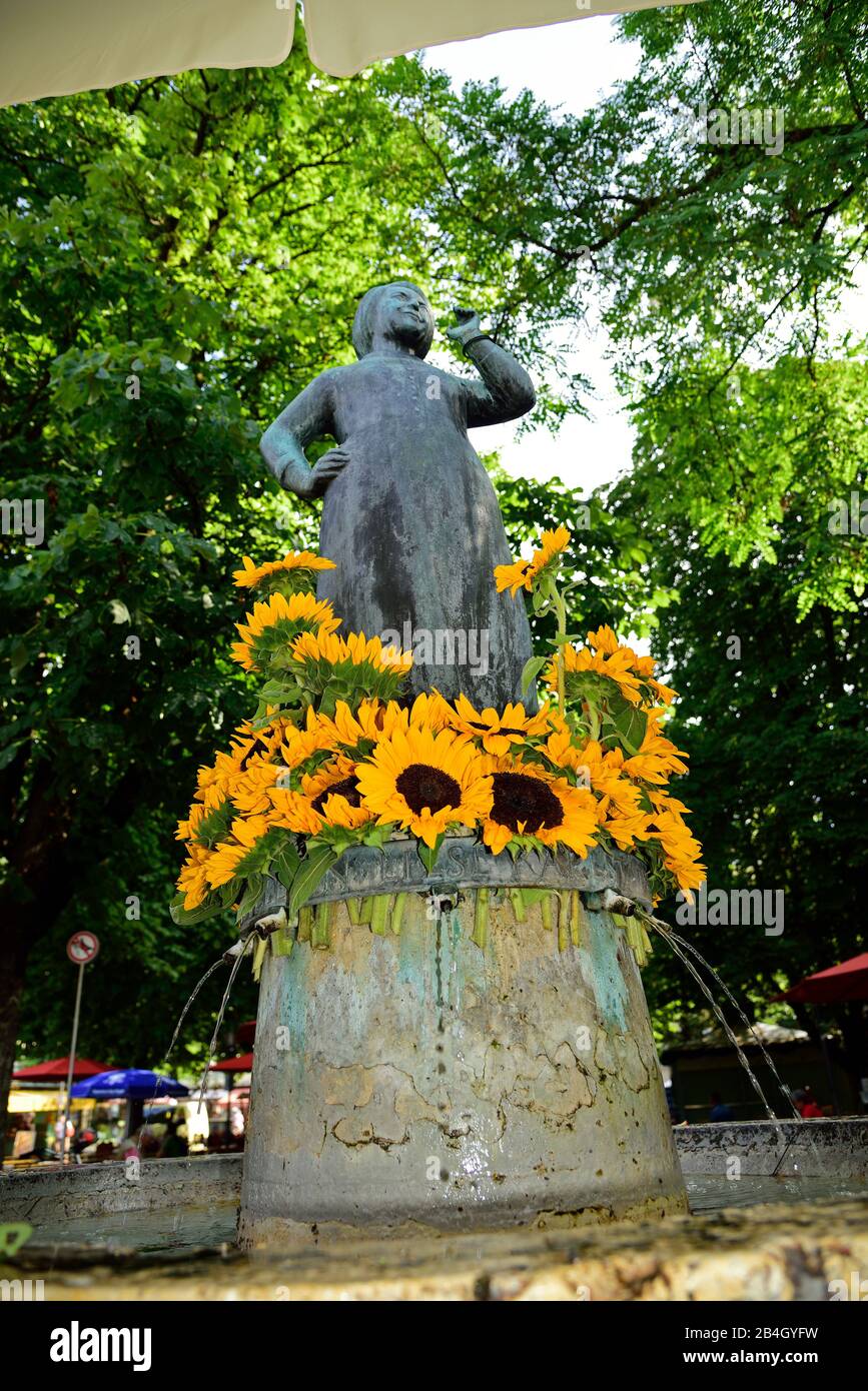 Munich memorial viktualienmarkt hi-res stock photography and images - Alamy