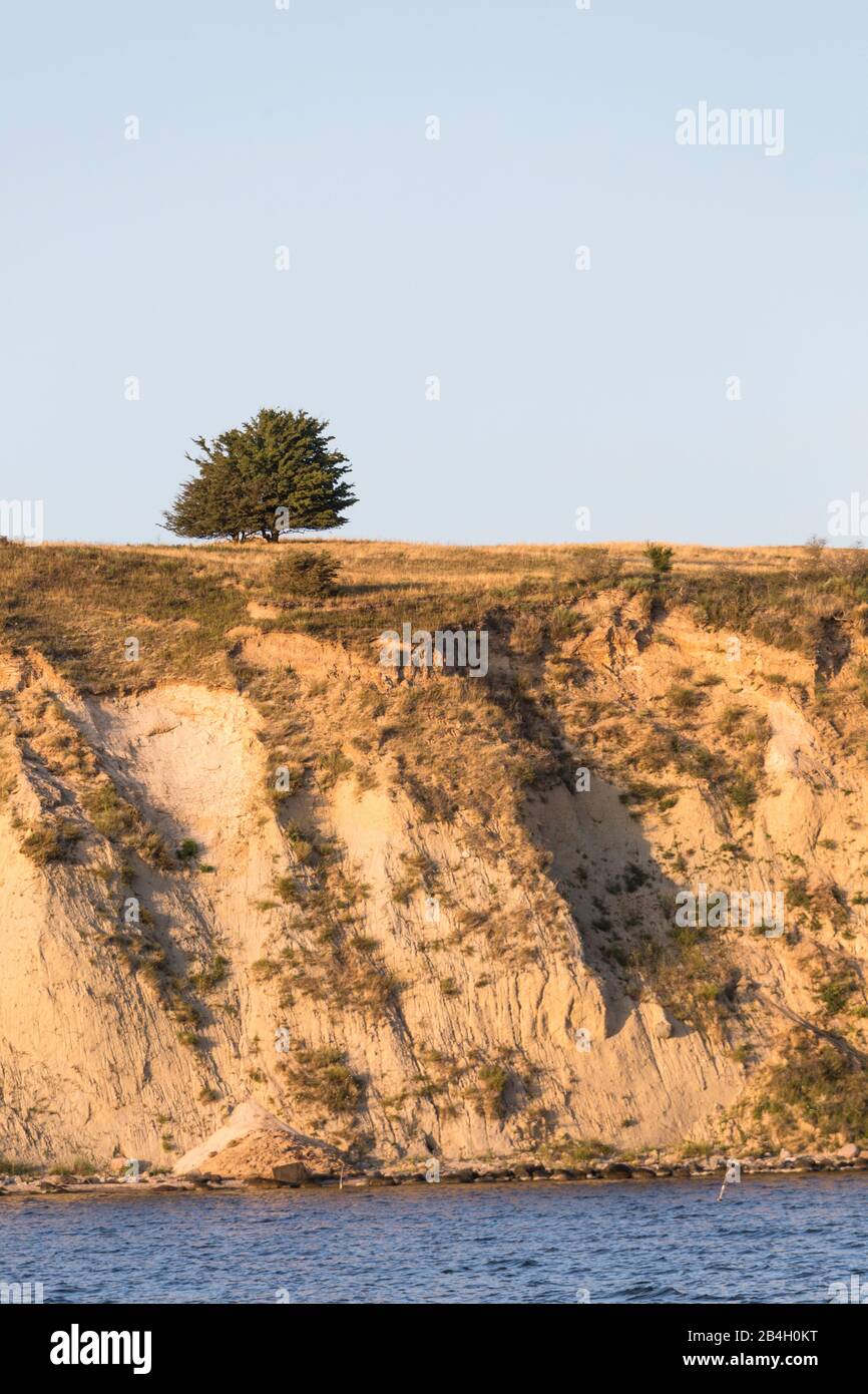 Format cliff coastal hi-res stock photography and images - Alamy