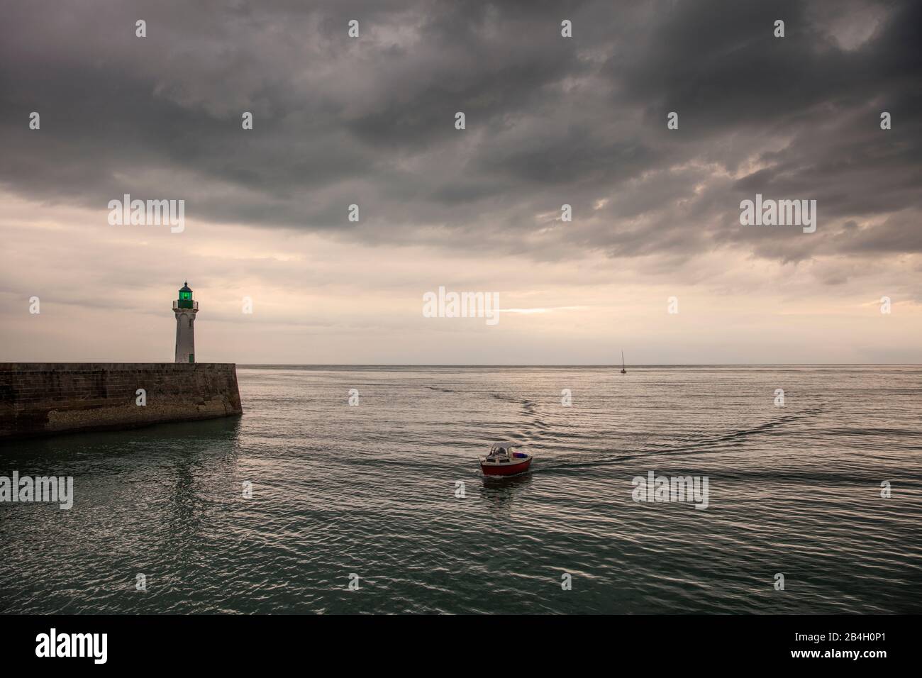 Normandy, lighthouse, English Channel, clouds Stock Photo - Alamy