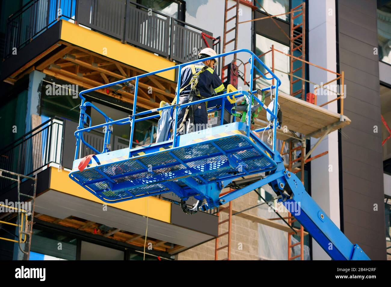 Cherry_picker hi-res stock photography and images - Alamy
