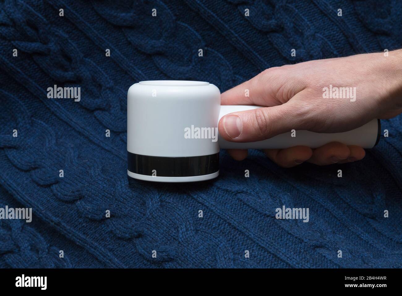 Hand clo hi-res stock photography and images - Alamy