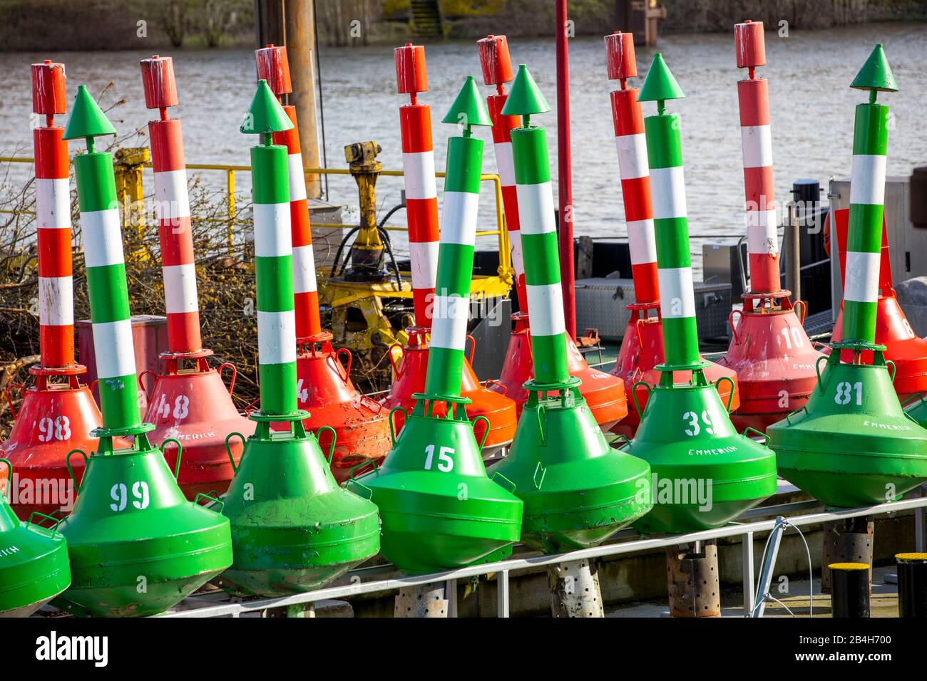 Shipping signs hi-res stock photography and images - Alamy