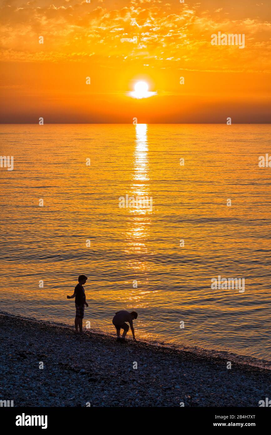 Sunset in Veulettes-sur-Mer, Normandy Stock Photo - Alamy