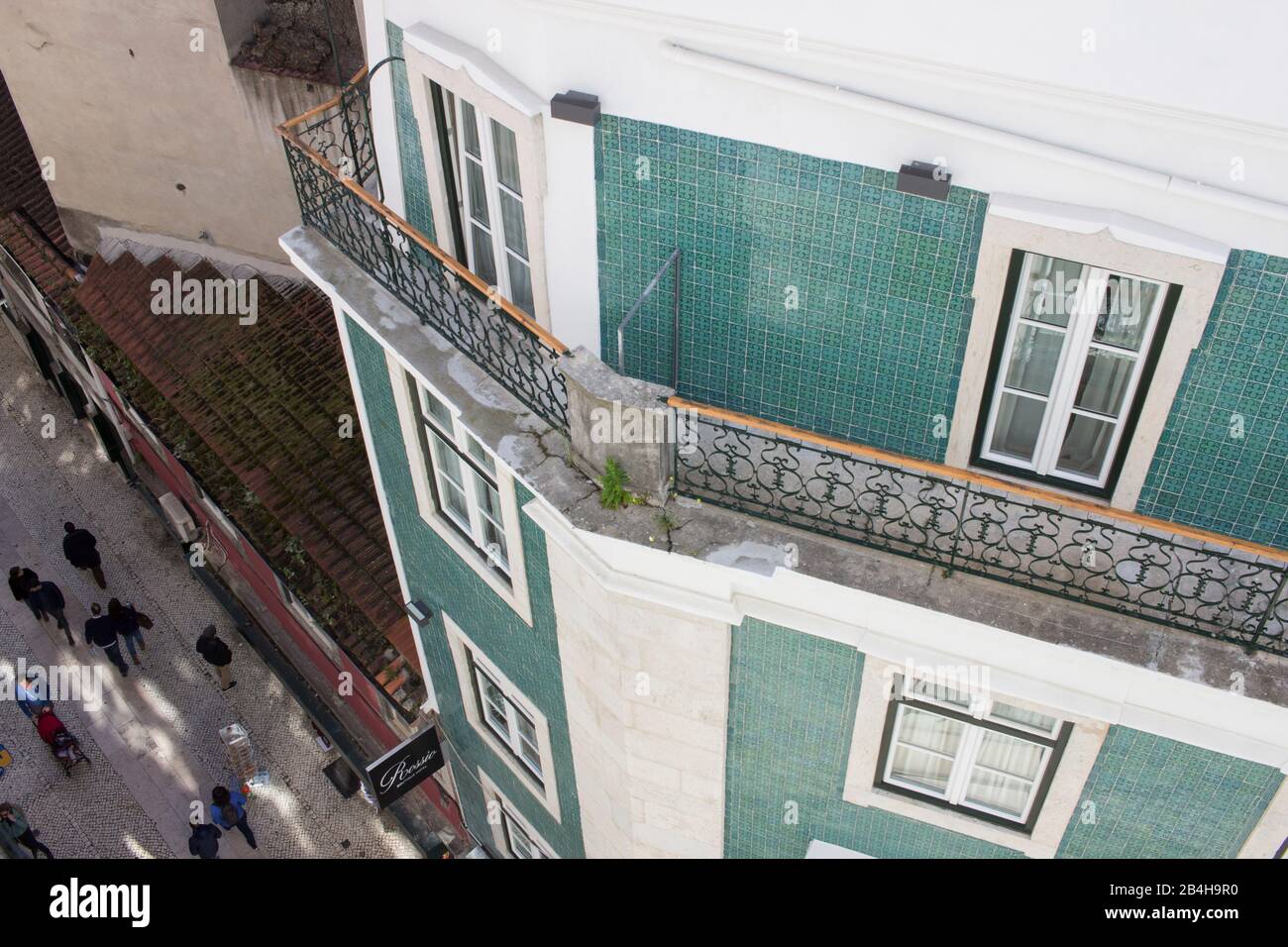 Fifth floor hi-res stock photography and images - Alamy