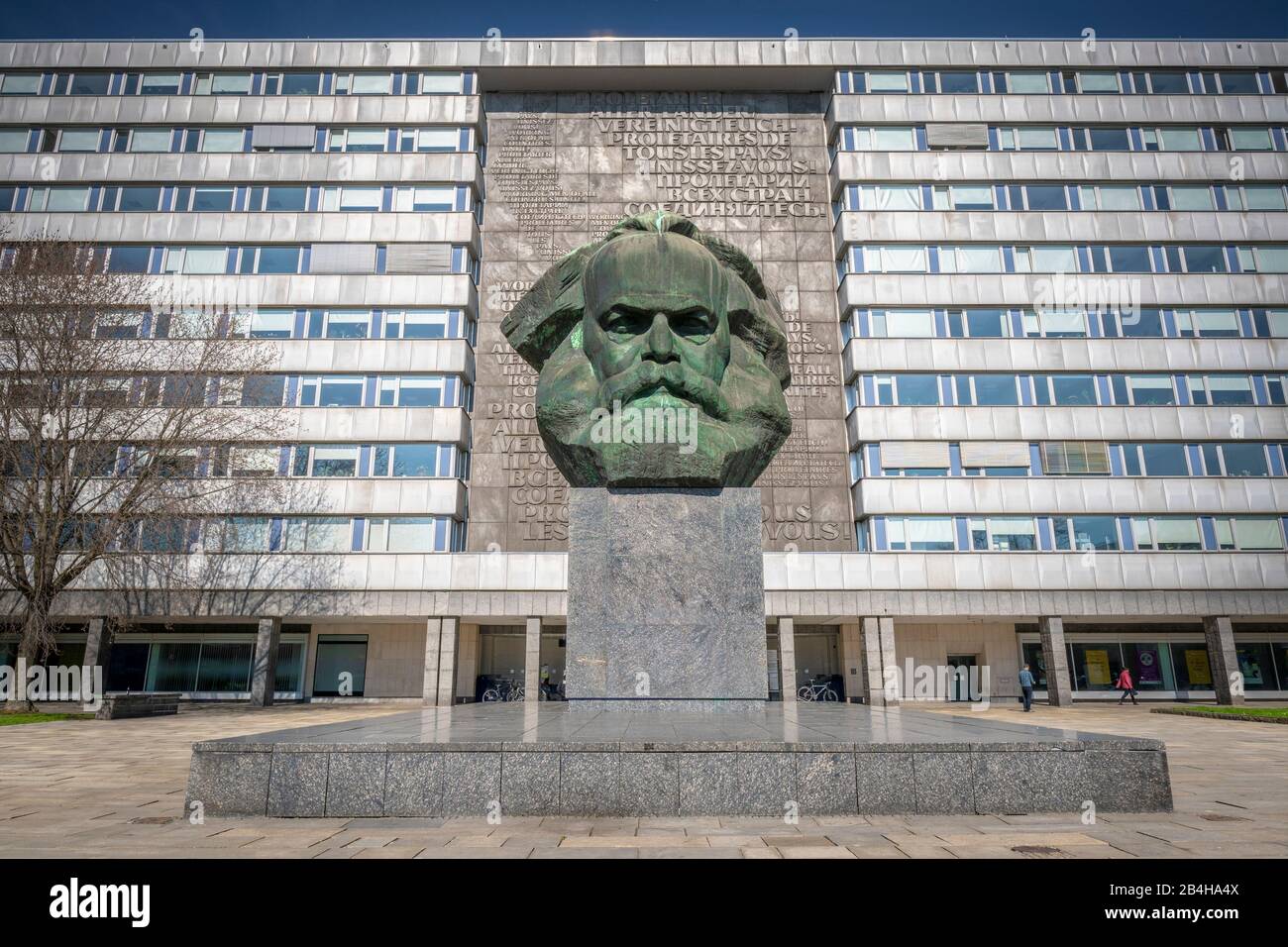 Karl Marx Monument Chemnitz Stock Photo - Alamy