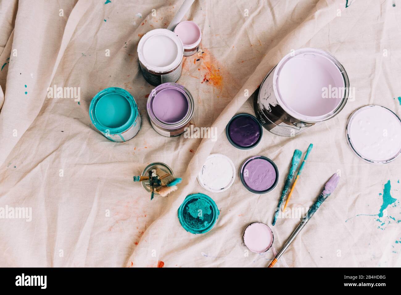 Interior paint cans hi-res stock photography and images - Alamy