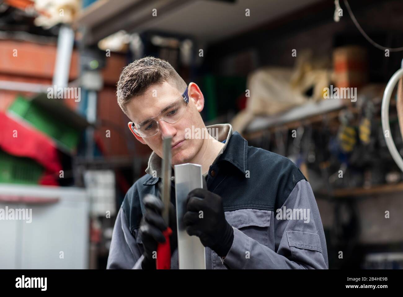 A plumber working hi-res stock photography and images - Alamy