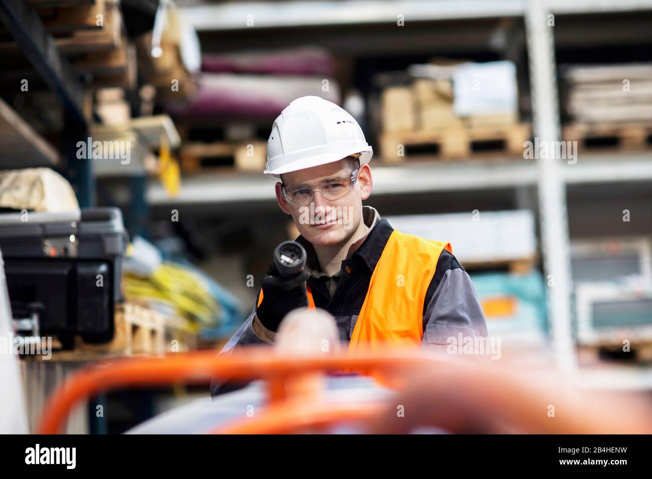 Technician work bench hi-res stock photography and images - Alamy
