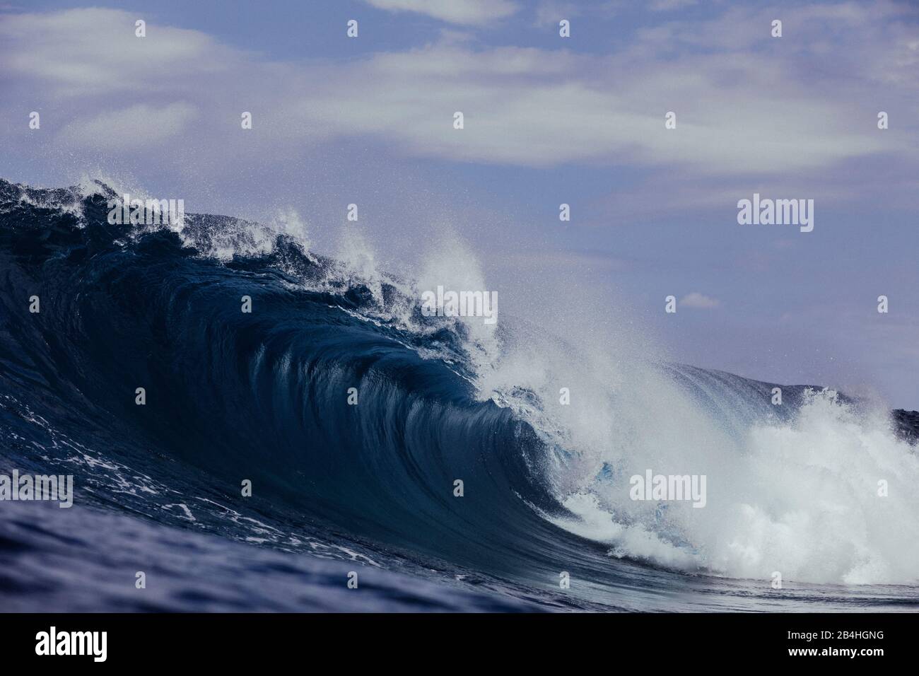 Heavy wave spain hi-res stock photography and images - Alamy
