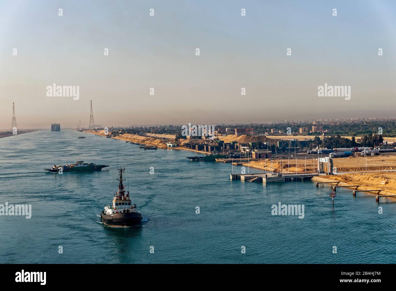 Bank canal hi-res stock photography and images - Alamy