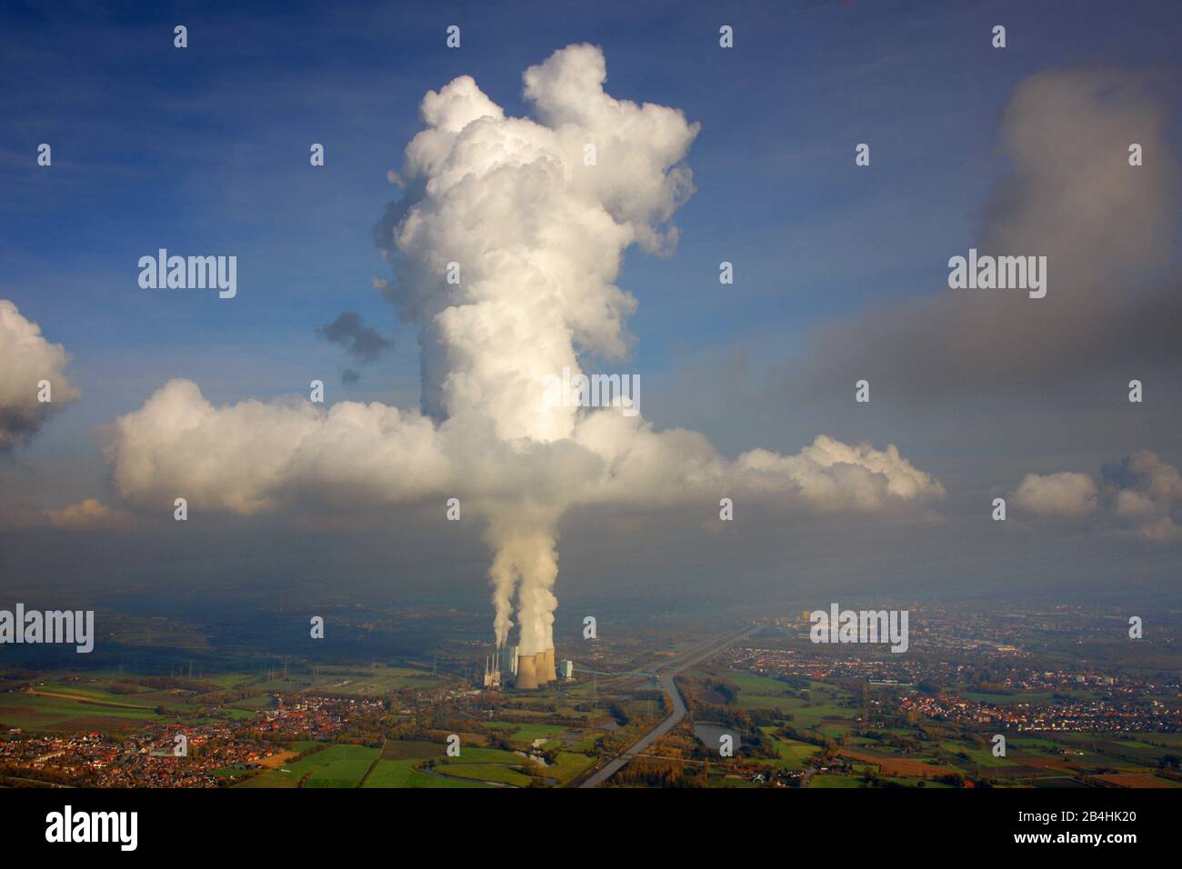 Inversion layer hi-res stock photography and images - Alamy