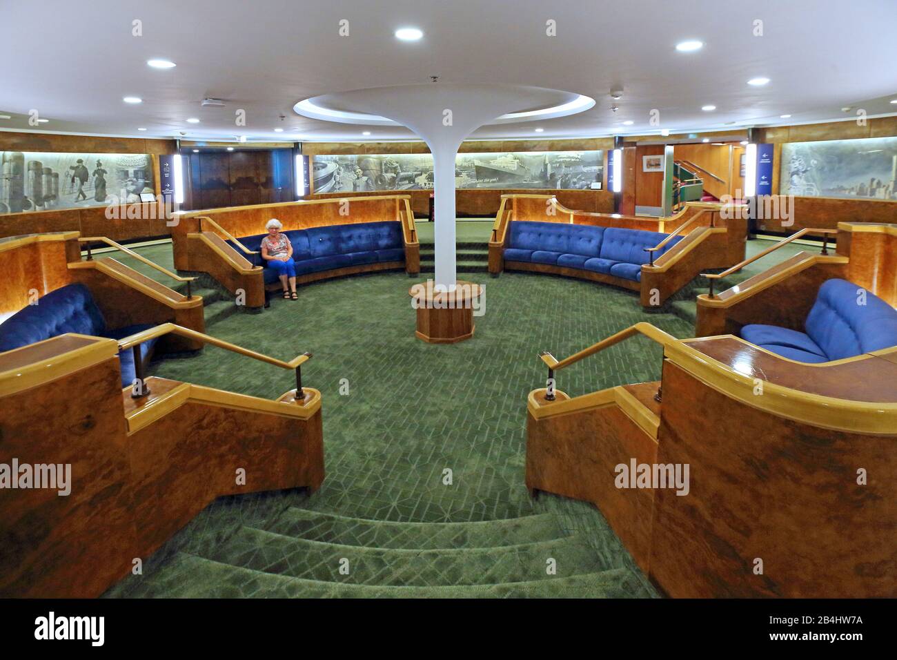 Historic lobby Lobby in the hotel and museum ship Queen Elizabeth 2 ...