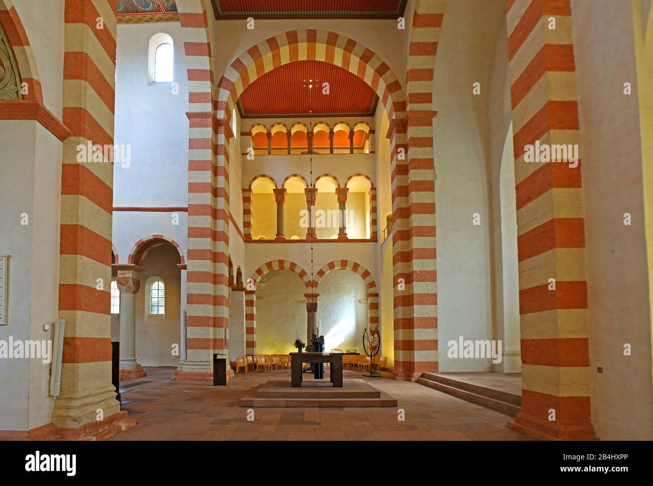 Early romanesque church hi-res stock photography and images - Alamy