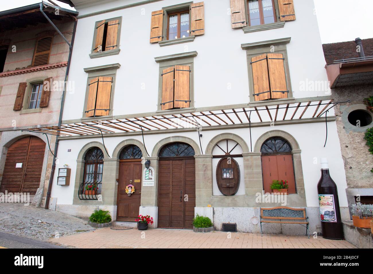 Building of rivaz hi-res stock photography and images - Alamy