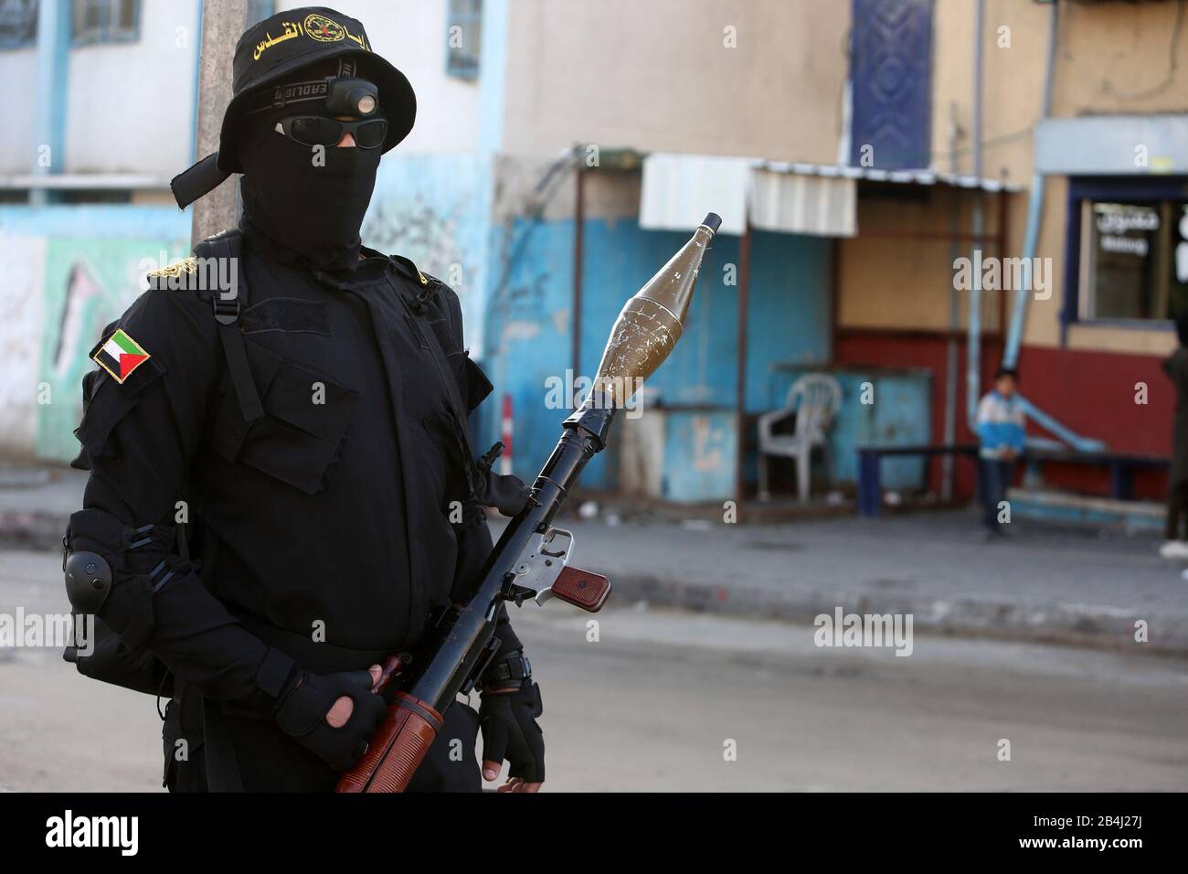 Members of the Al-Quds Brigades, the military flank of Islamic Jihad ...