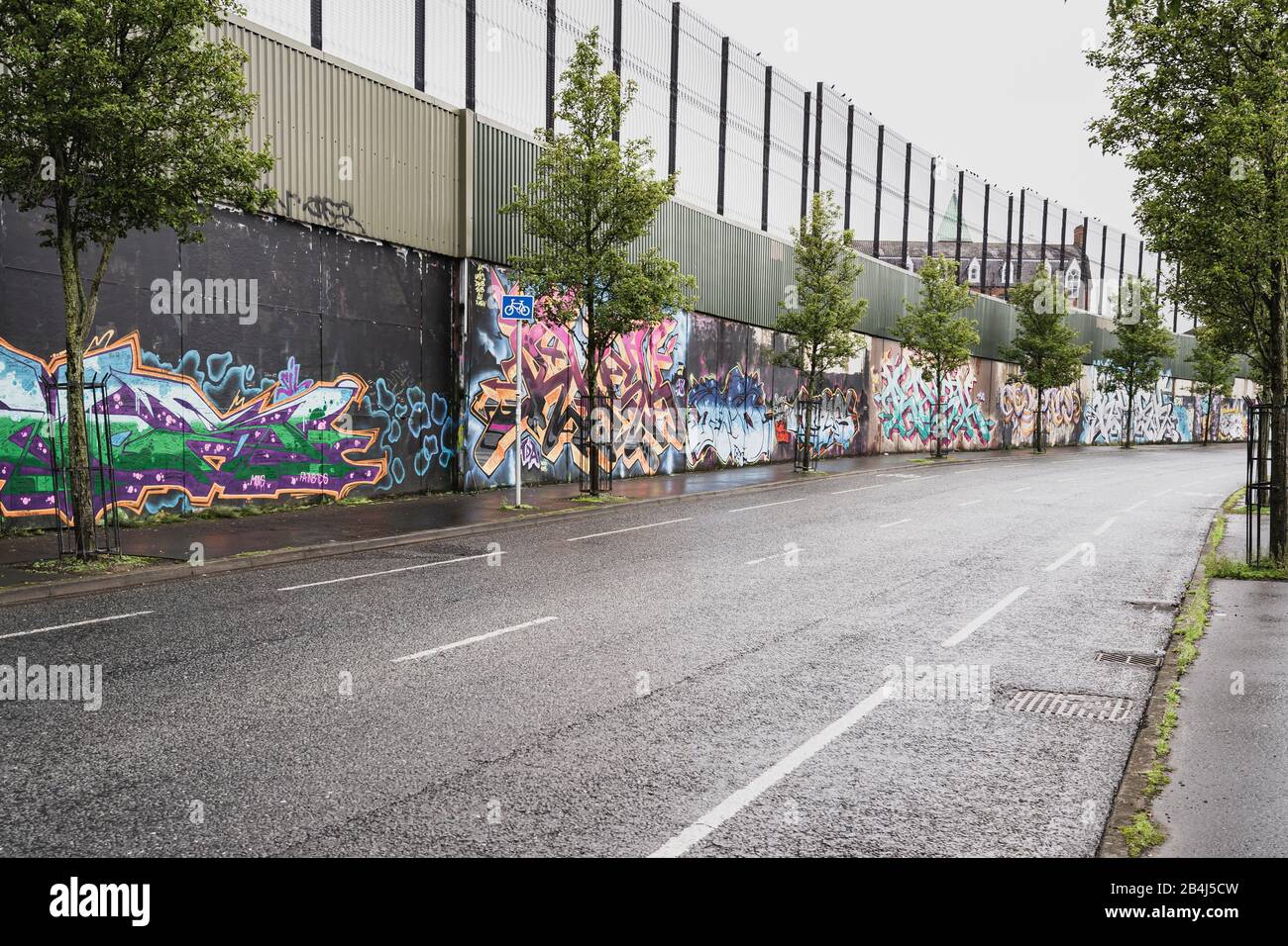 Peace Wall, Peace Line, Belfast, Northern Ireland, United Kingdom ...
