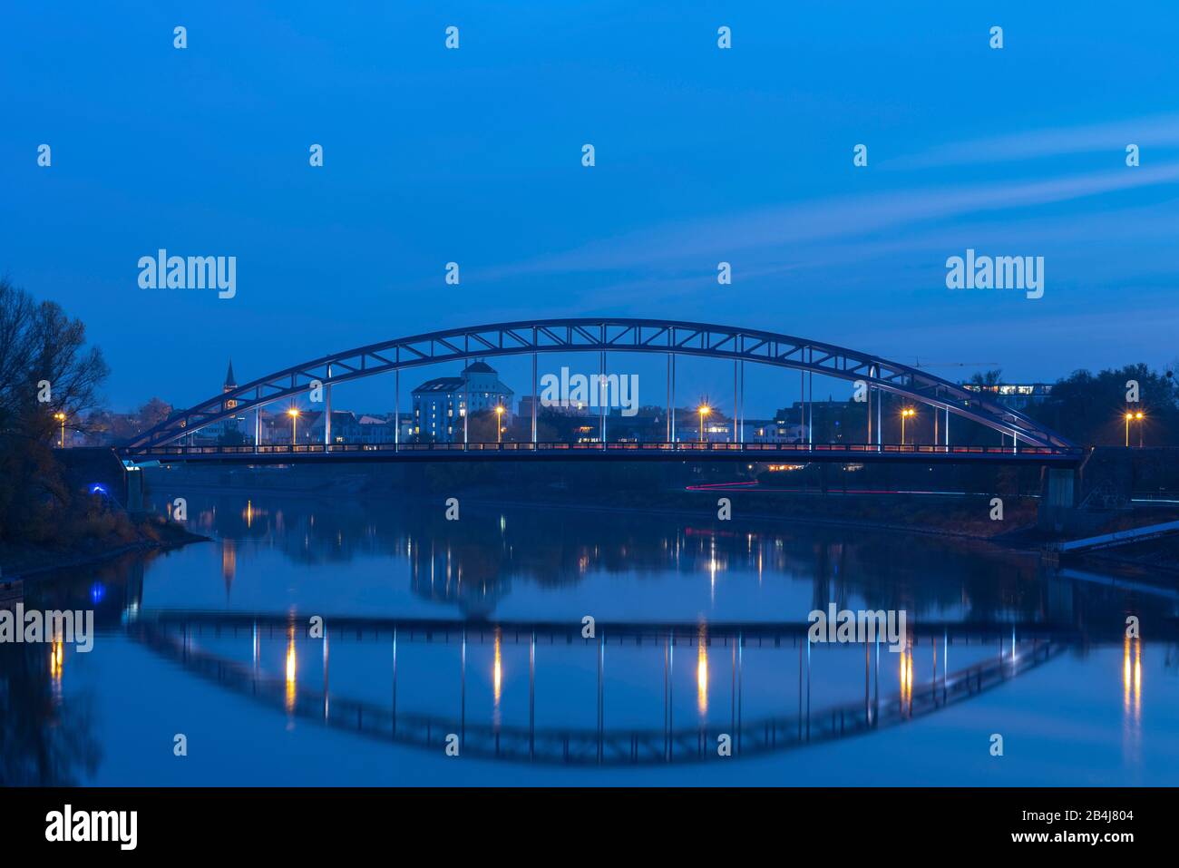 Elbe crossing hi-res stock photography and images - Alamy