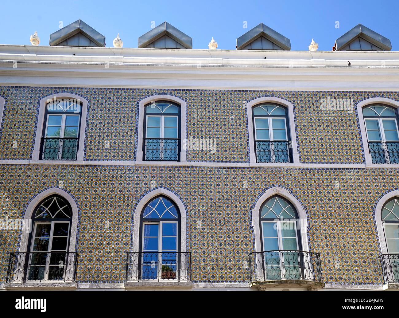 Azulejos tiles hi-res stock photography and images - Alamy