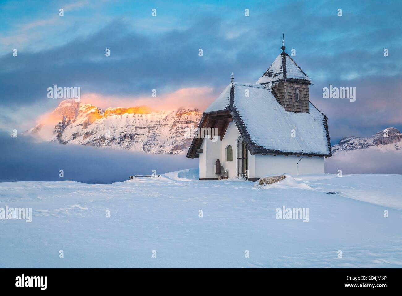 Alpine chapel at pralongia in winter hi-res stock photography and ...