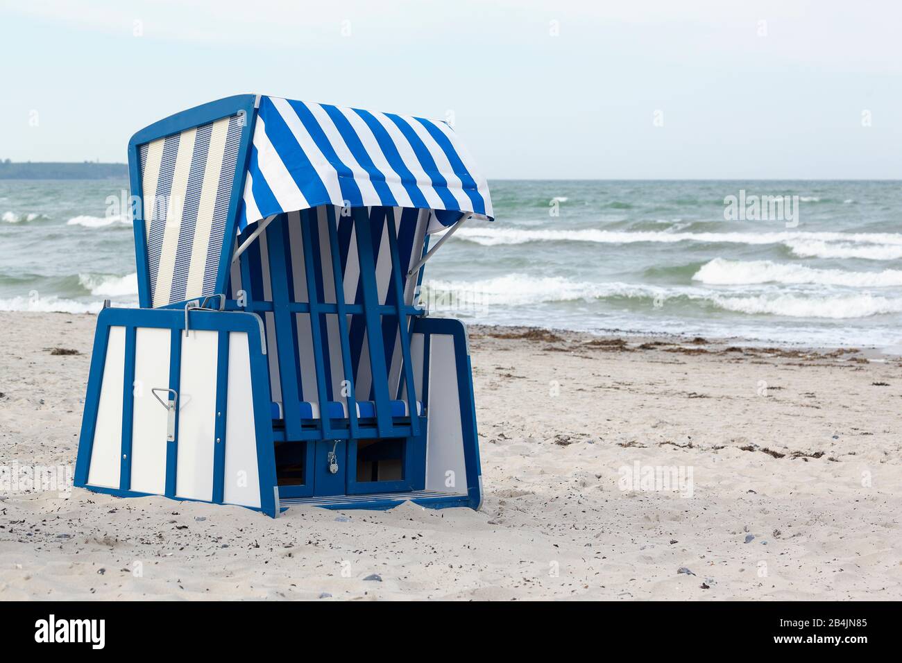 Ostsee, Rügen, Kap Arkona, Strandkorb Stock Photo - Alamy