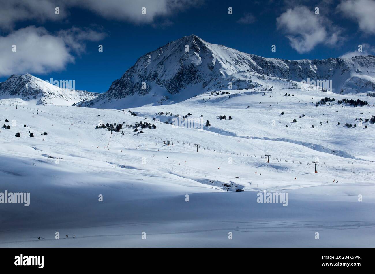 beret ski resort, in the Arán Valley, Catalan Pyrenees Stock Photo - Alamy