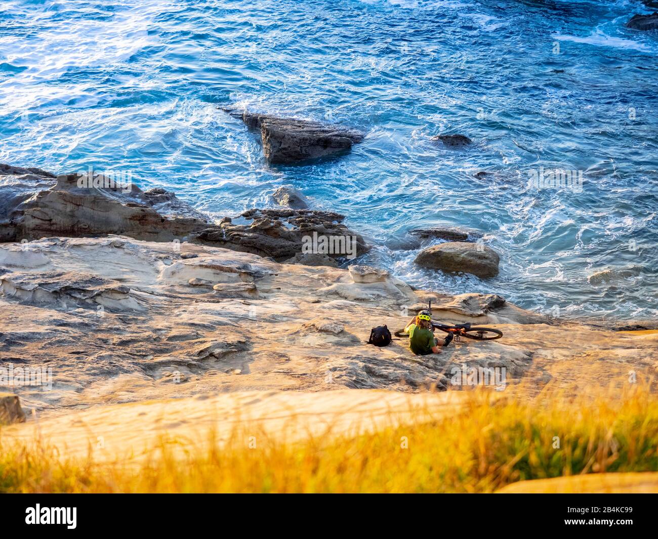 Cliffs coast biscay basque country hi-res stock photography and images ...
