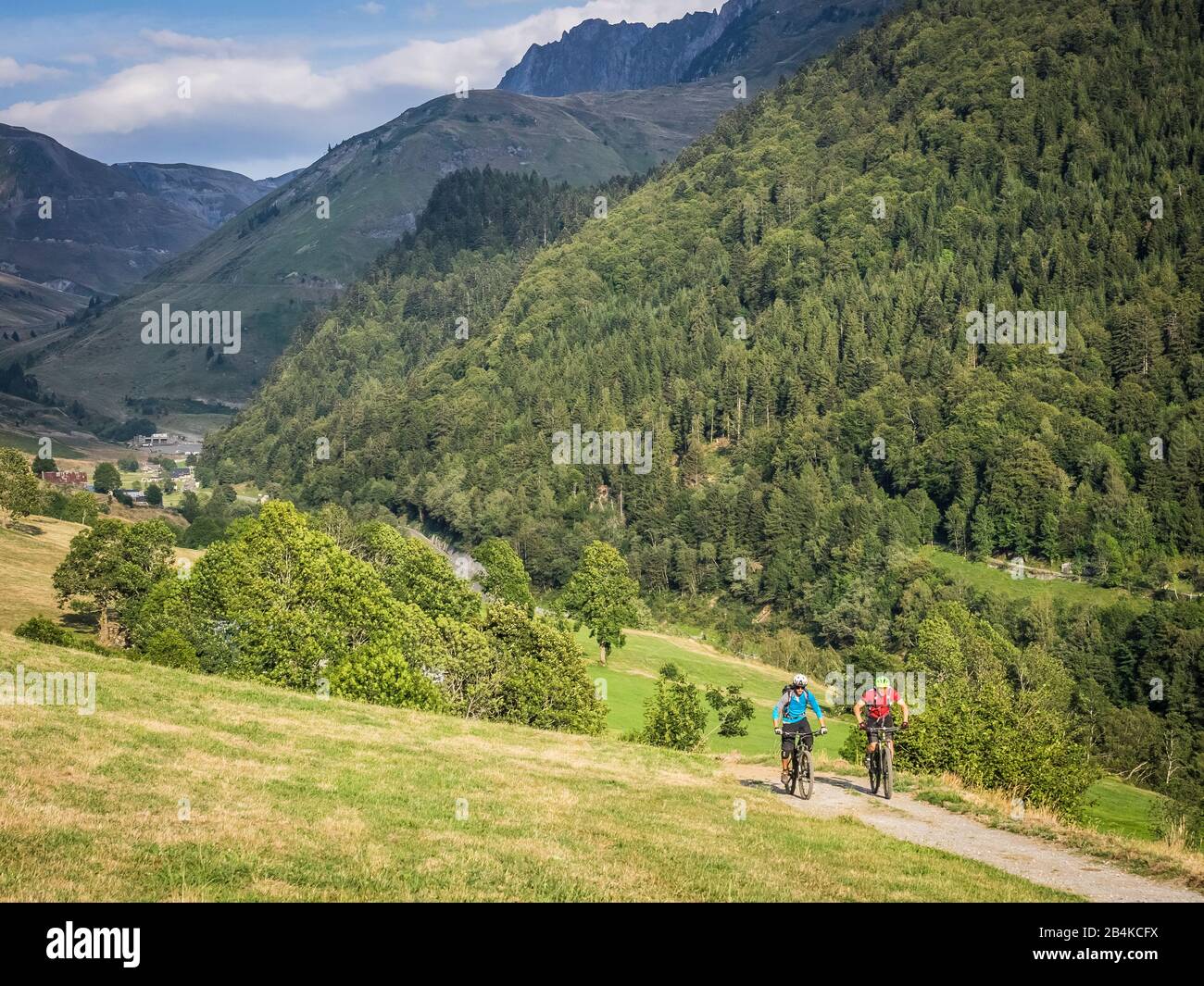 Mountain biking in the French High Pyrenees Stock Photo - Alamy