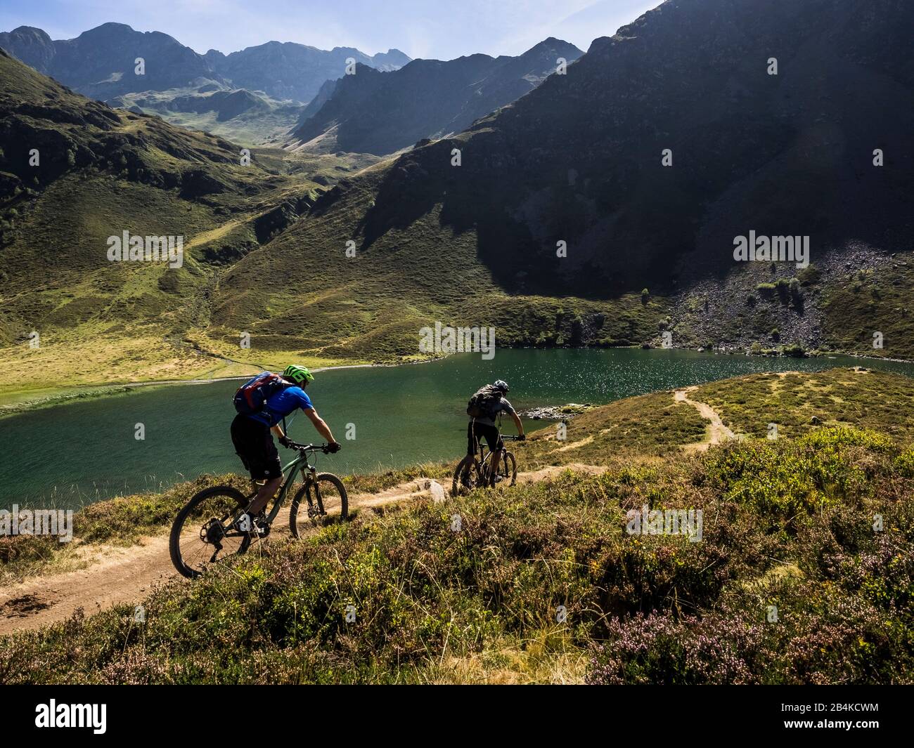 Mountainbike trip hi-res stock photography and images - Alamy