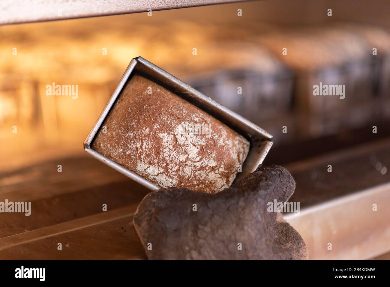 Hand in box hi-res stock photography and images - Alamy
