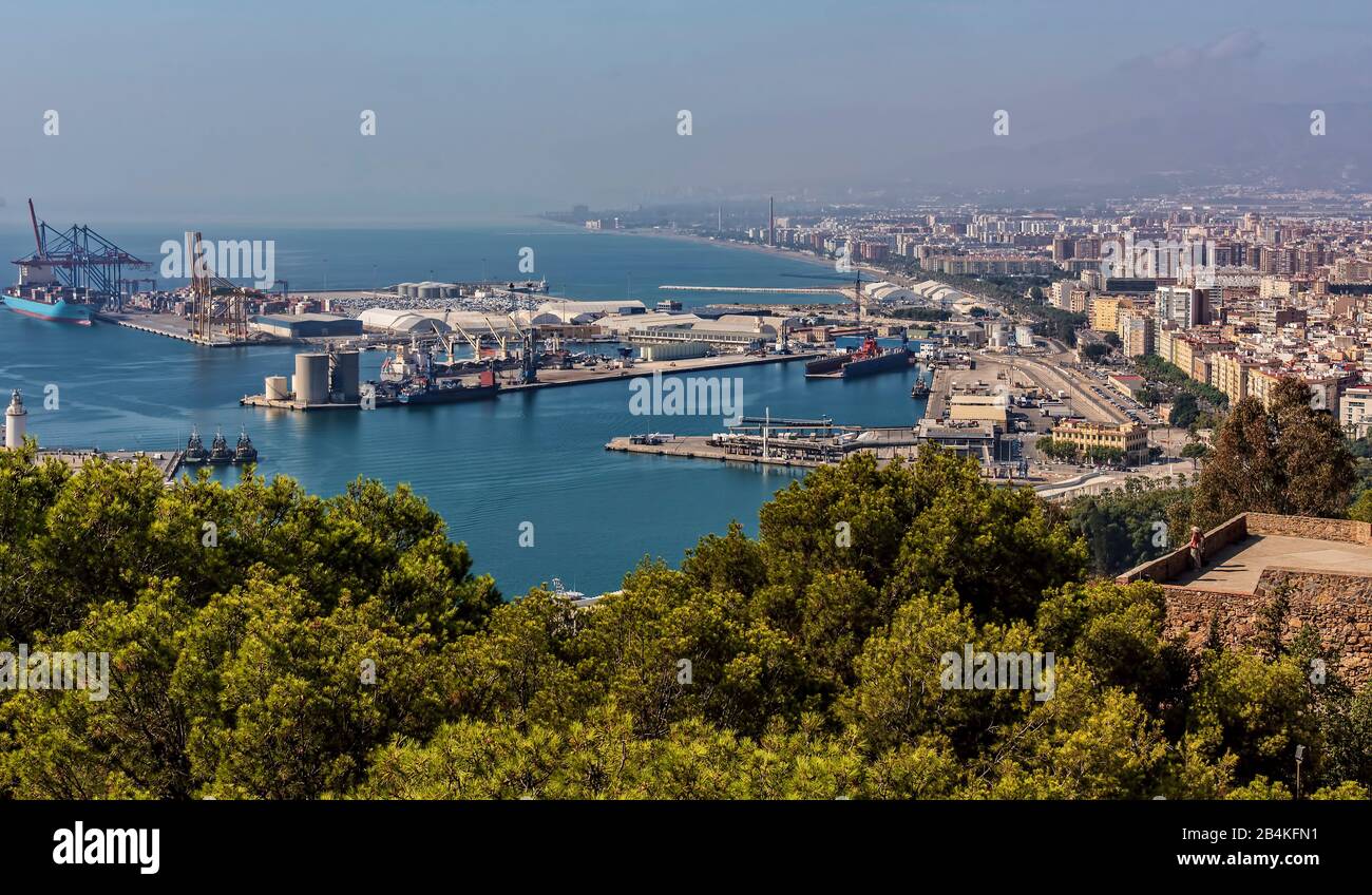 Building port malaga hi-res stock photography and images - Alamy