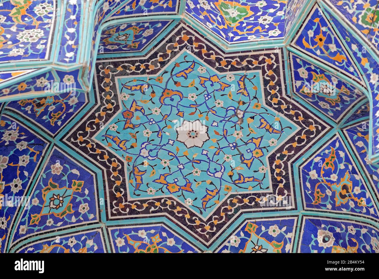 Isfahan Shah Mosque vault Stock Photo - Alamy
