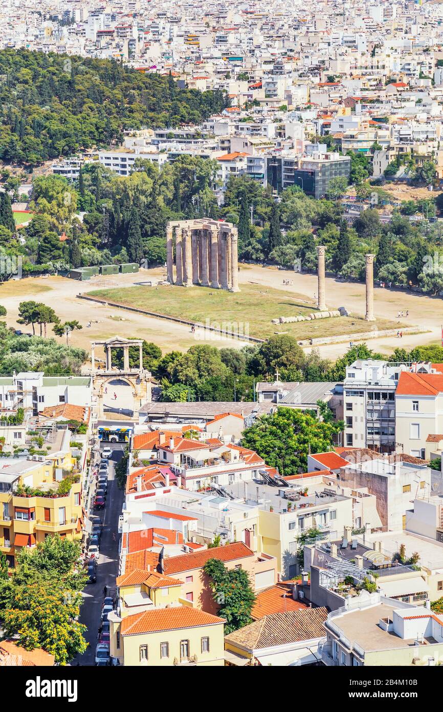 high angle view of Temple of Olympian Zeus, Hadrian's Arch and athens ...
