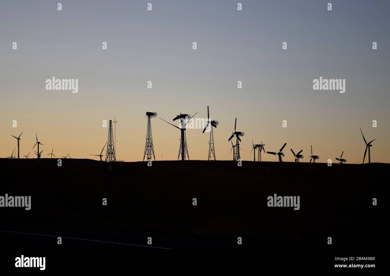 wind power turbines in California Stock Photo - Alamy