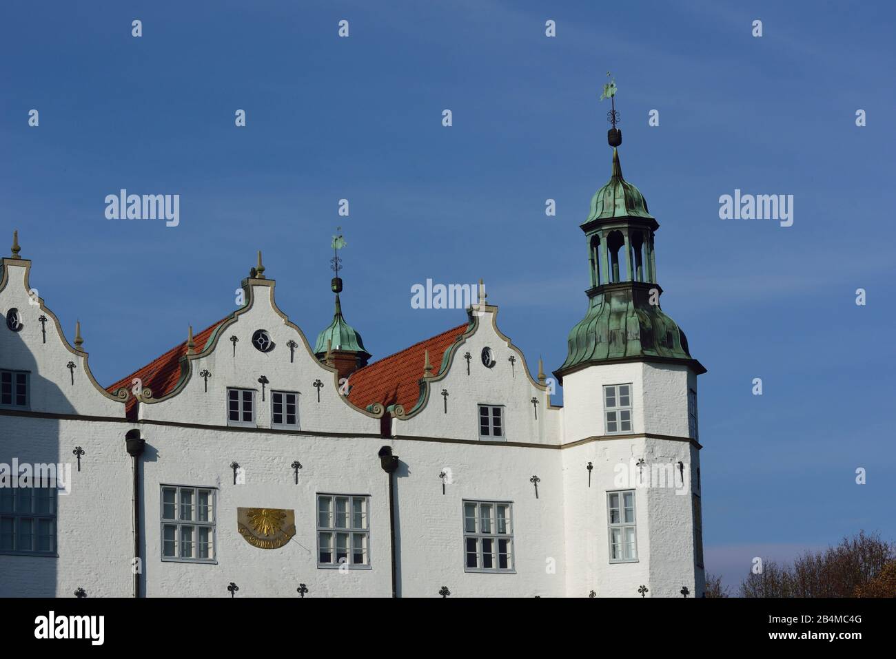Europe, Germany, Schleswig-Holstein, Ahrensburg, Ahrensburg moated ...