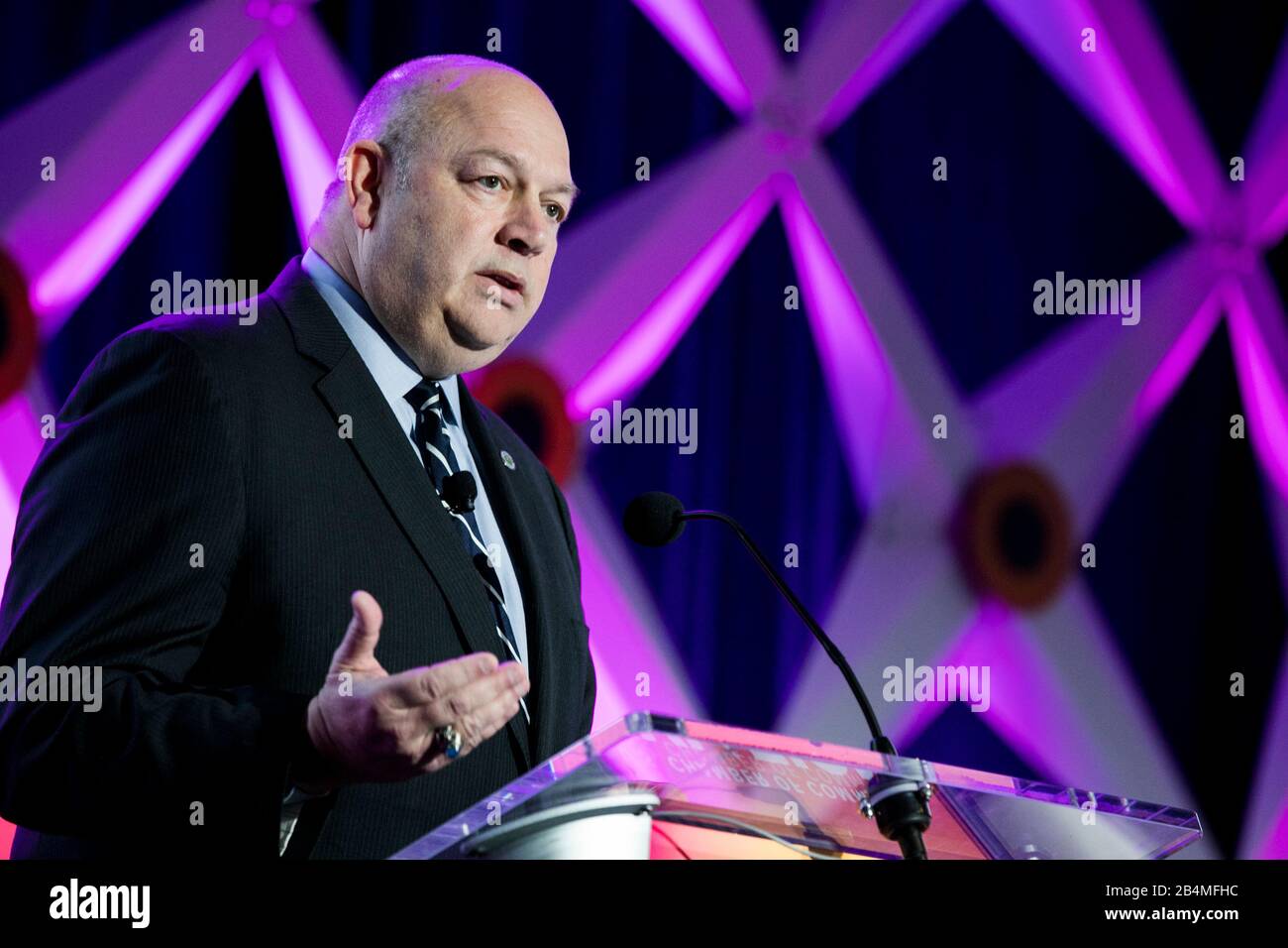 Faa head hi-res stock photography and images - Alamy