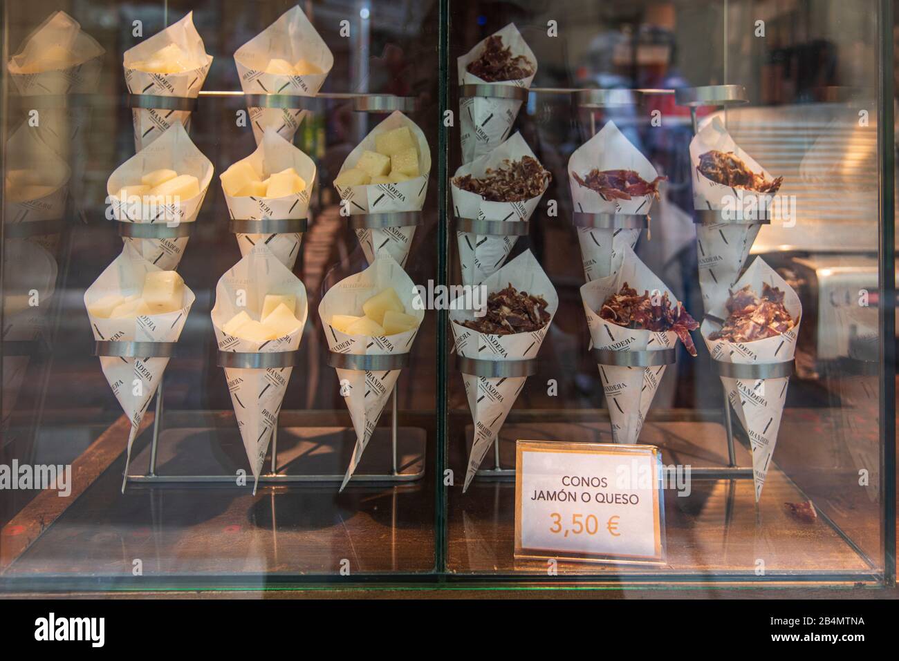 Cheese shop window hi-res stock photography and images - Alamy