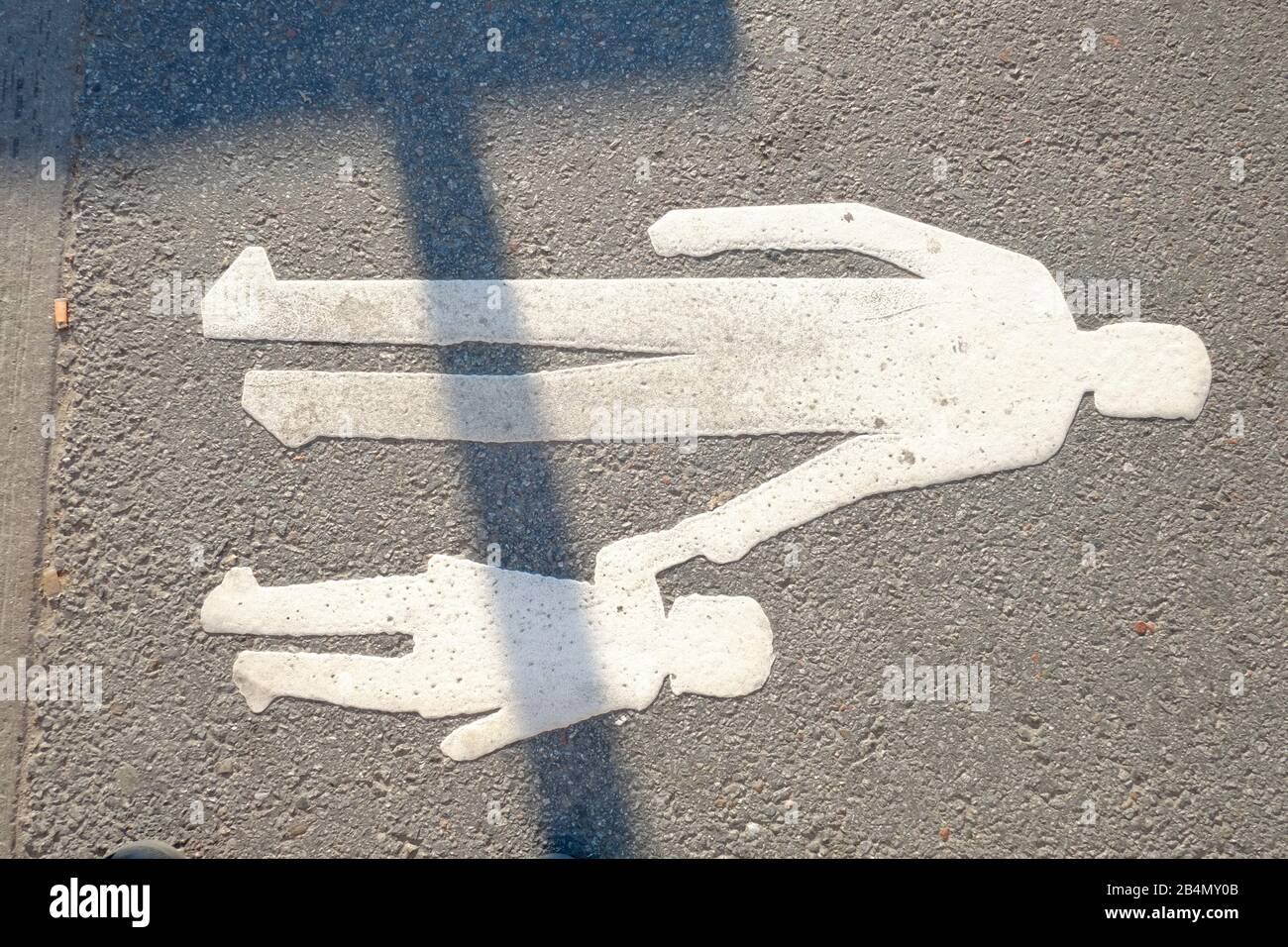 Pedestrian walkway sign hi-res stock photography and images - Alamy