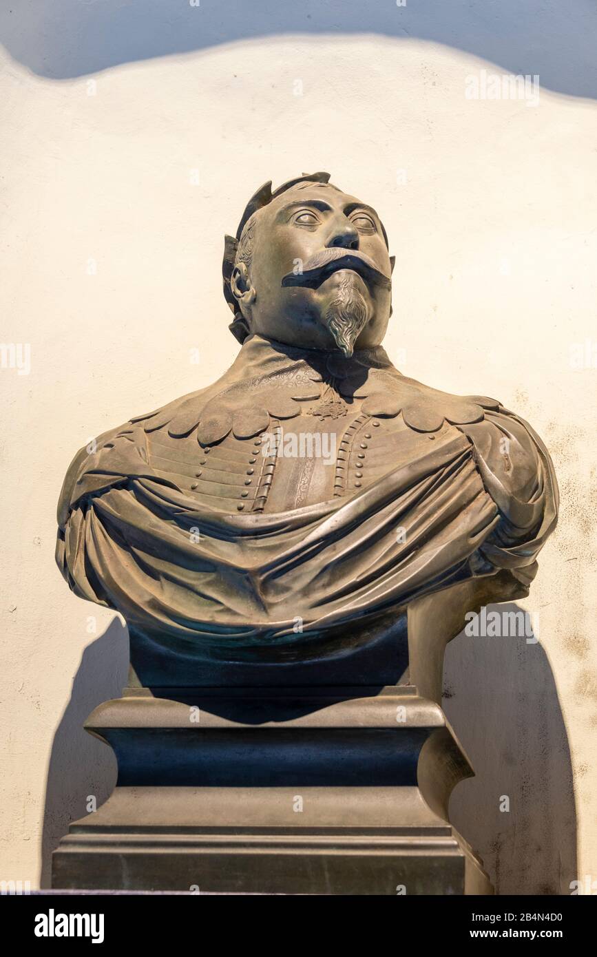Bust of gustav ii adolf of sweden hi-res stock photography and images ...