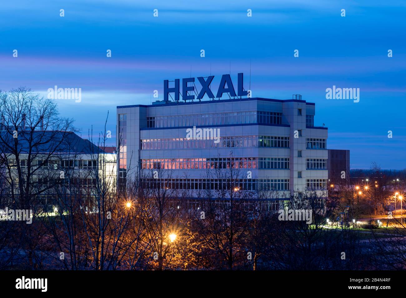 Pharma production hi-res stock photography and images - Alamy