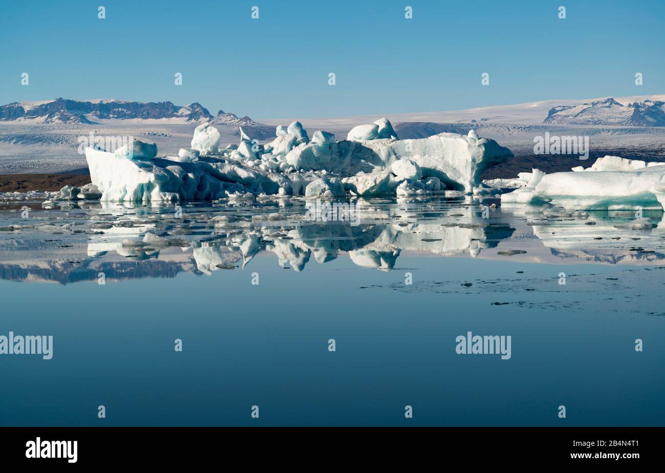 Iceland ice lake hi-res stock photography and images - Alamy