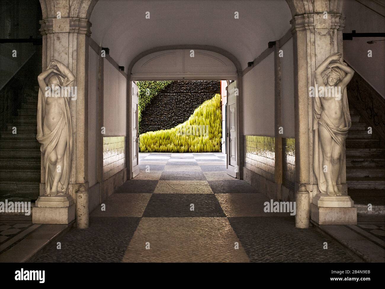 Passage building hi-res stock photography and images - Alamy