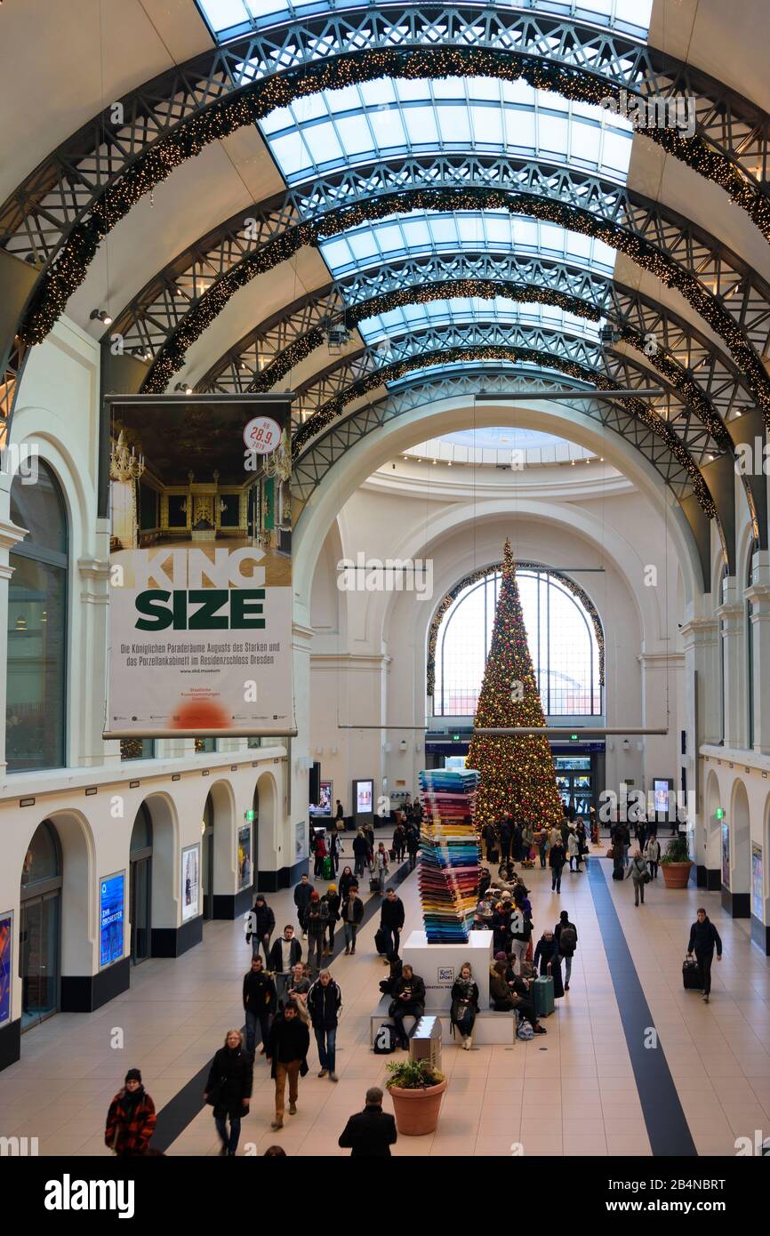 Dresden hauptbahnhof hi-res stock photography and images - Alamy